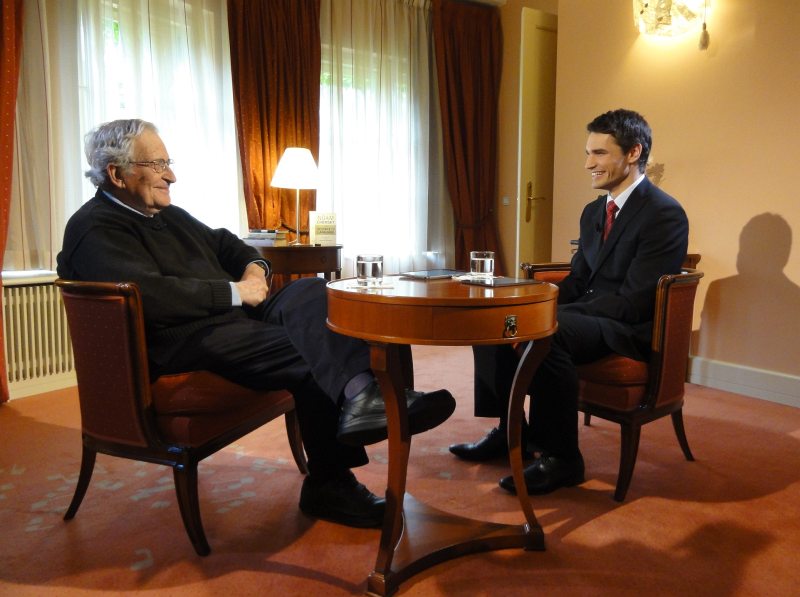 Daniel Stach: moderátor pořadu Hyde Park Civilizace na ČT24