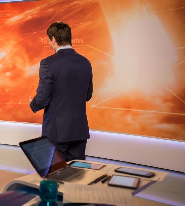 Daniel Stach: moderátor pořadu Hyde Park Civilizace na ČT24